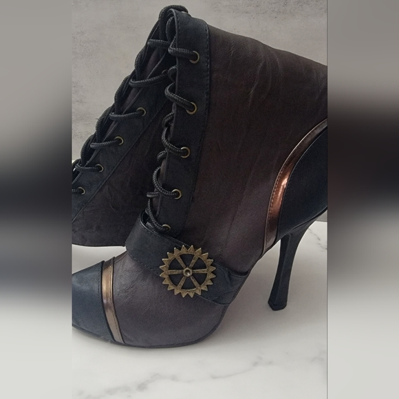 Ellie | Shoes | Ellie 42quinley Sailor Combat Lace Up Steampunk Gears ...